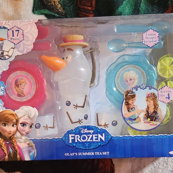 Disney | Toys | 24 Disney Frozen Olafs Summer Tea Set Nrfb Some Box ...